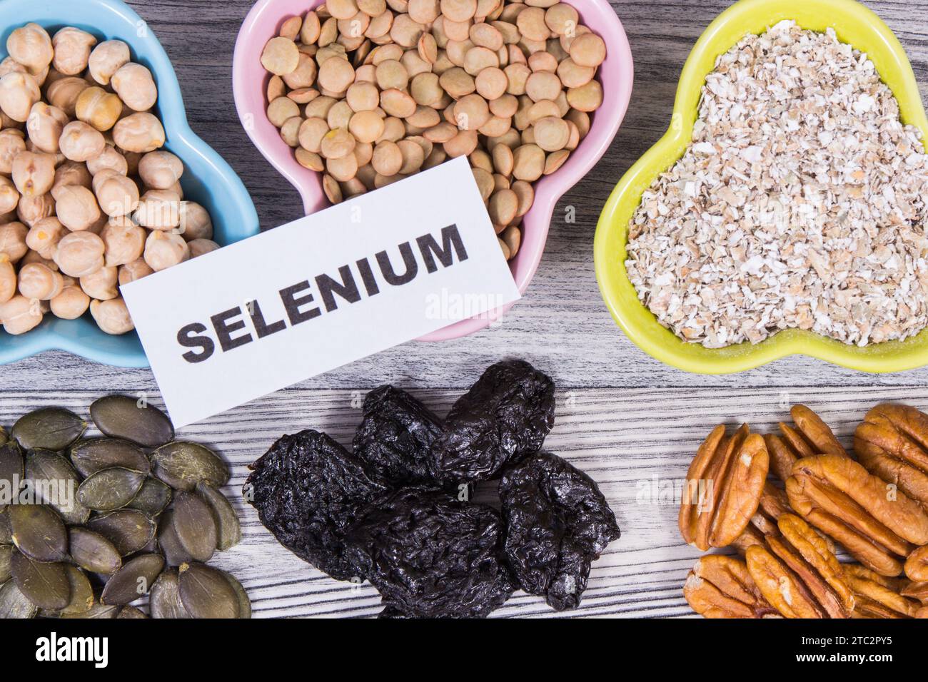 Healthy ingredients containing selenium, vitamin and minerals ...