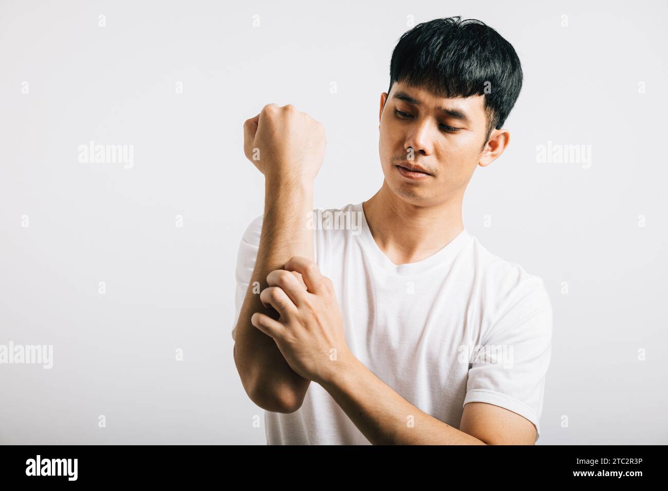 Scratching itchy skin sensitive hi-res stock photography and images - Alamy