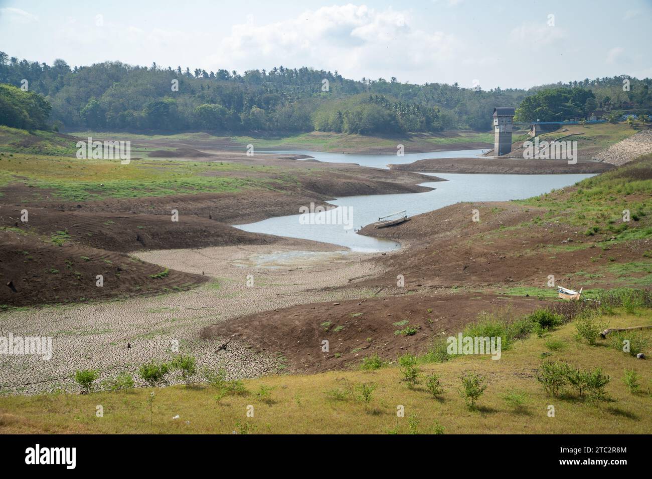 The El-Nino natural disaster caused one of the largest dams in Bali ...