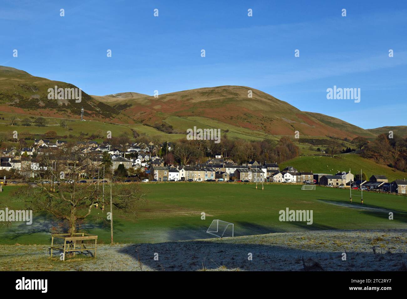 The Howgills with Crook to the right and high above Sedbergh on a ...