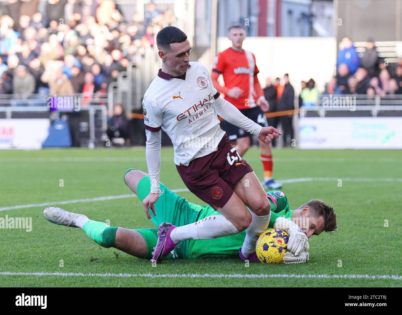 Thomas kaminski luton town hi-res stock photography and images - Alamy