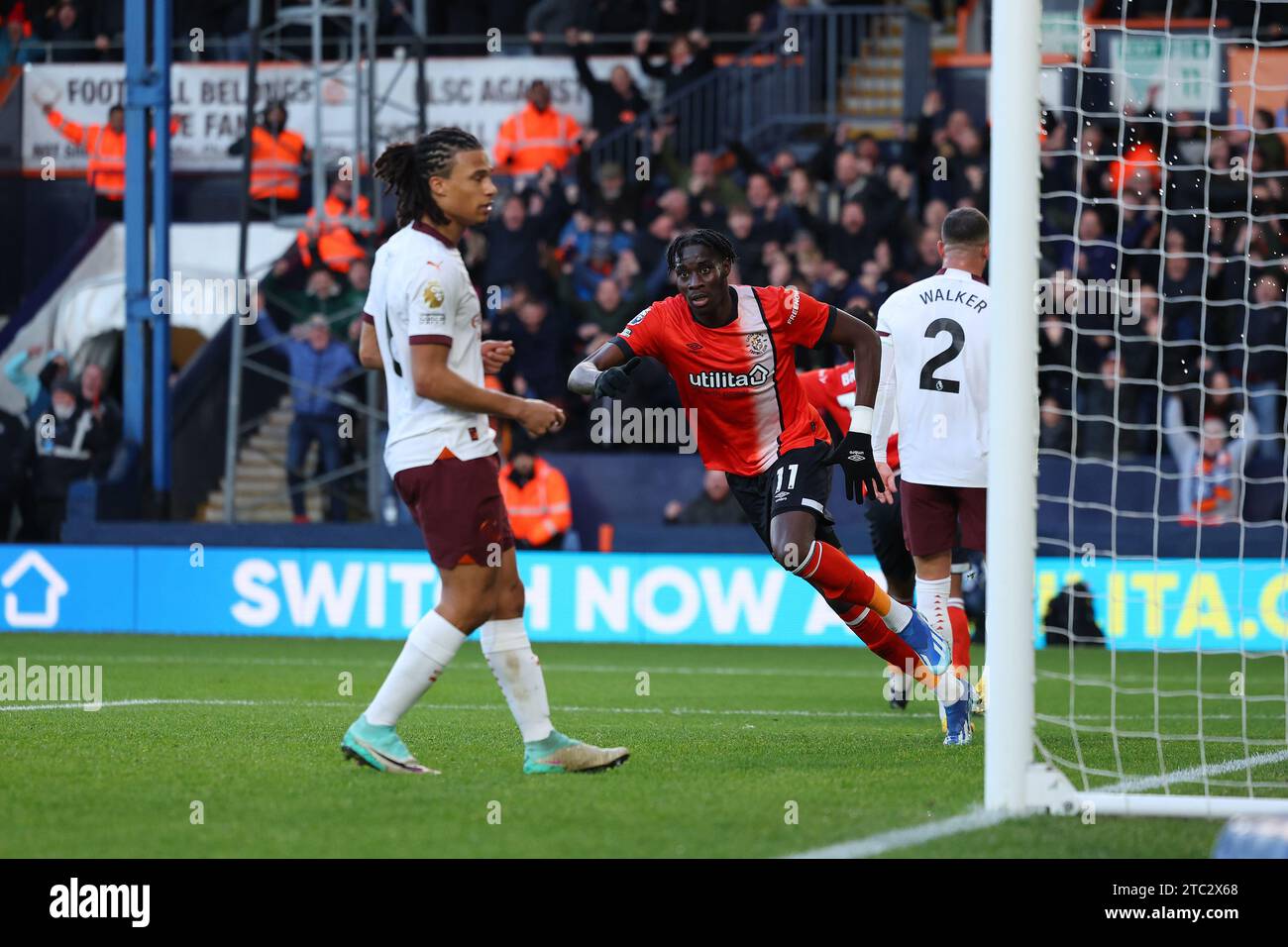 Kenilworth Road, Luton, Bedfordshire, UK. 10th Dec, 2023. Premier ...