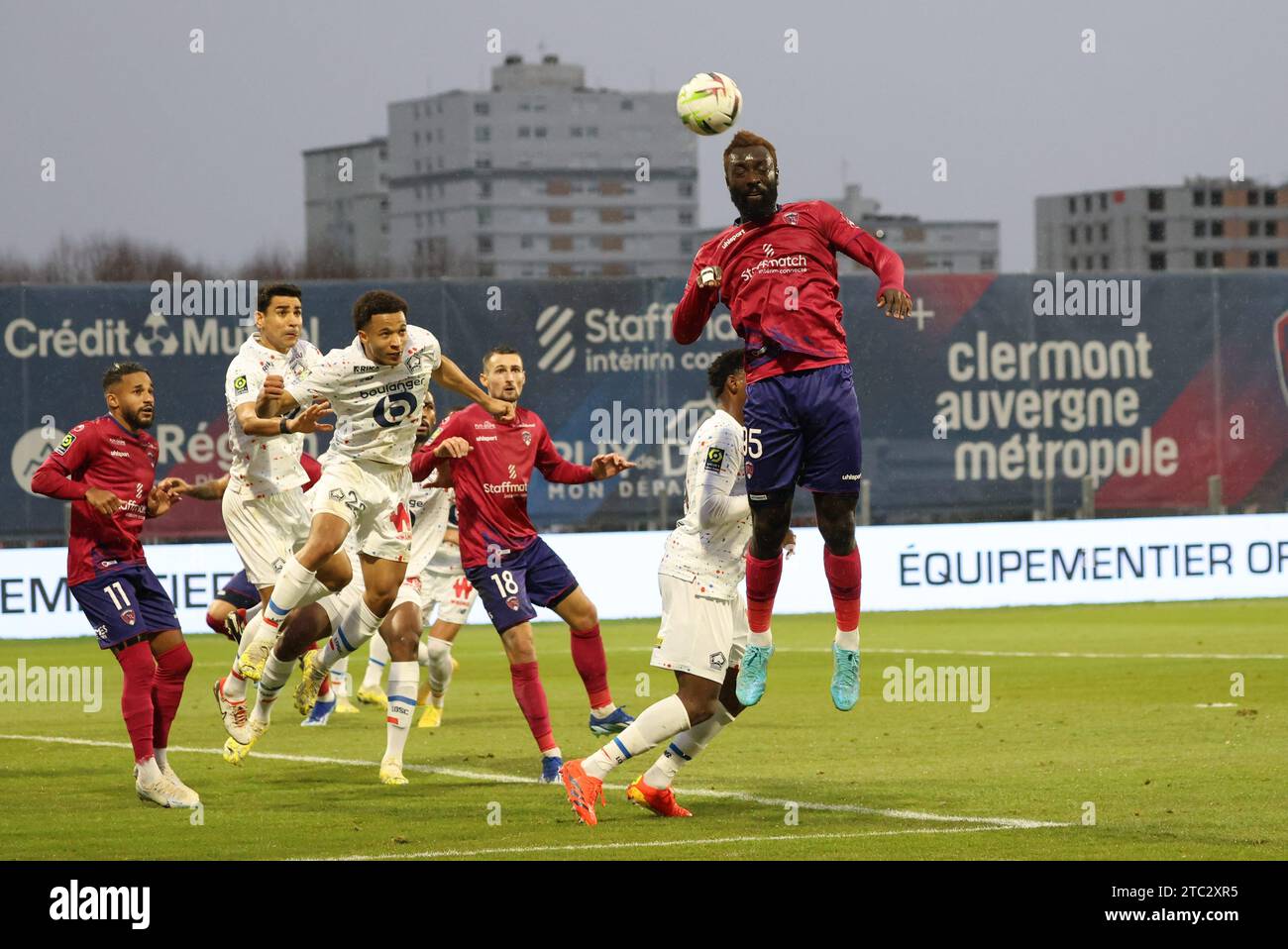 Thierry LARRET/MAXPPP. Football. Ligue 1 Uber Eats. Clermont Foot 63 vs Lille Olympique Sporting ...