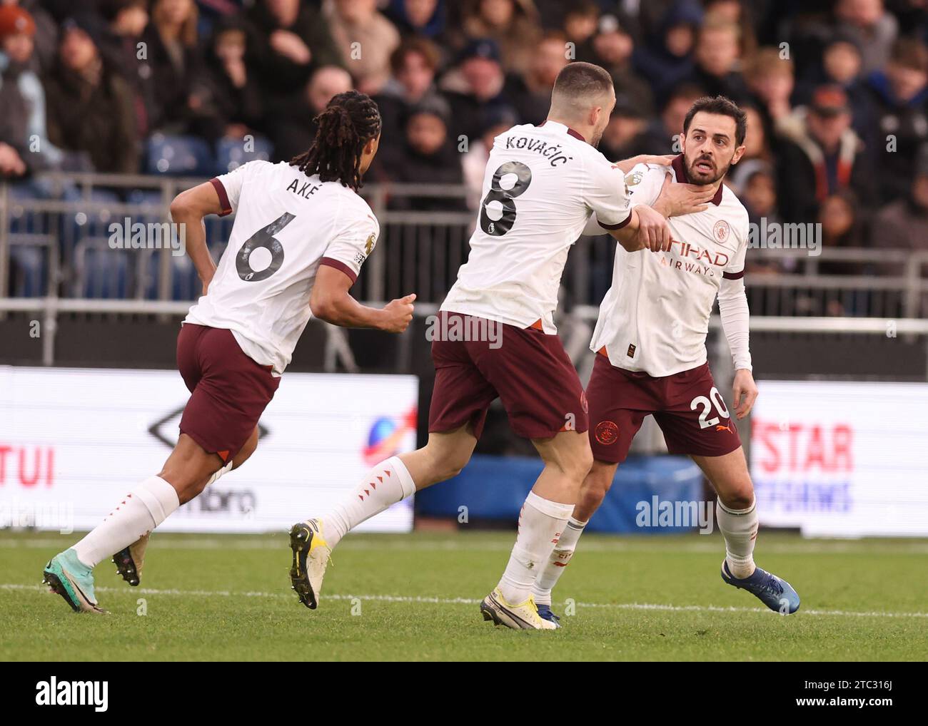 Manchester city david silva goal hi-res stock photography and images ...