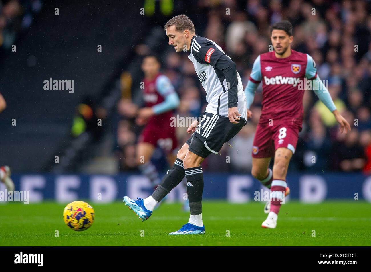 10th December 2023; Craven Cottage, Fulham, London, England; Premier ...