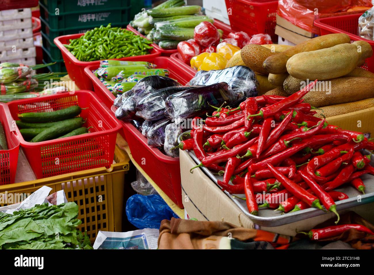 Authentic korea hi-res stock photography and images - Alamy