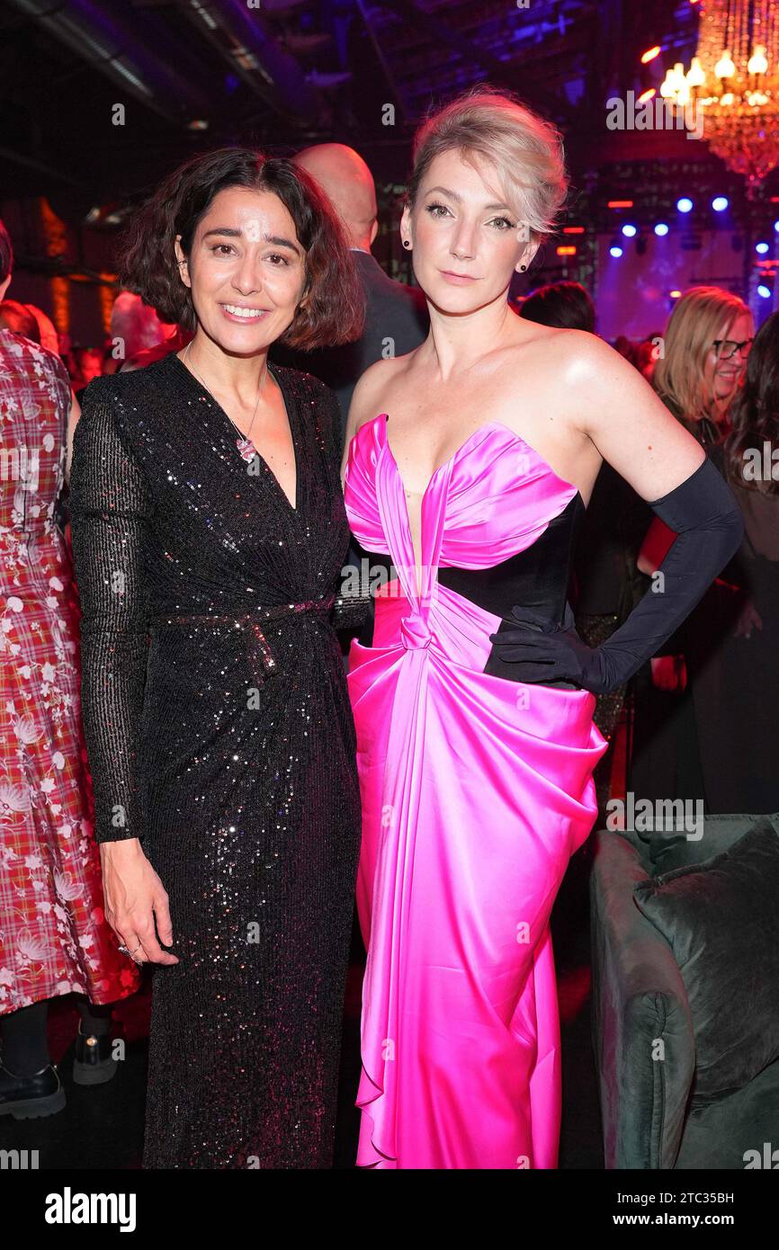 Dorka Gryllus und Alexandra Borbely bei der Verleihung vom ...