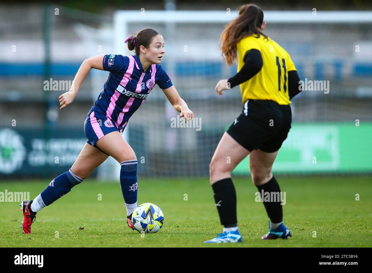 Crawley afc hi-res stock photography and images - Alamy