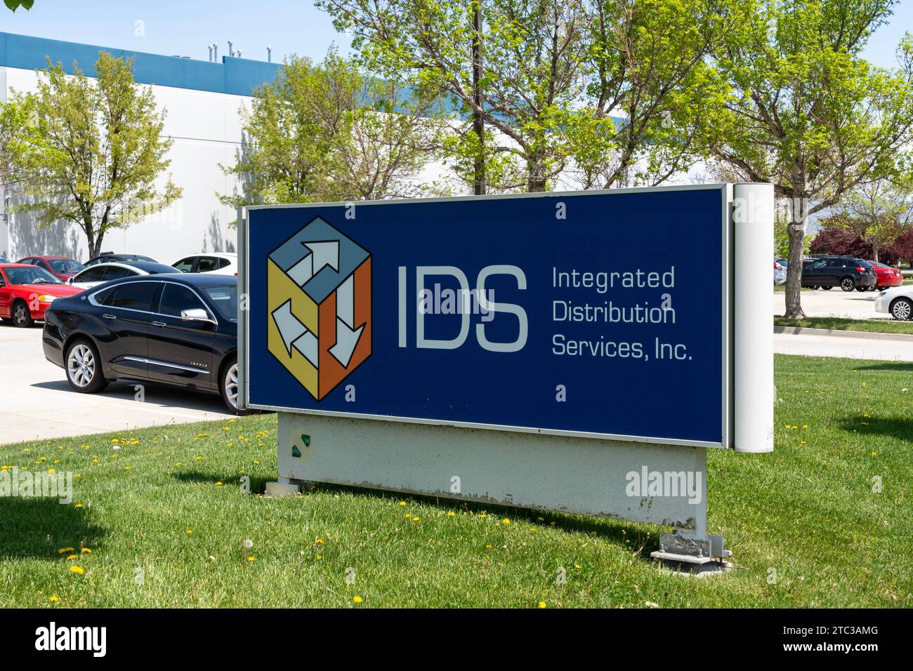 Ids fulfillment hi-res stock photography and images - Alamy