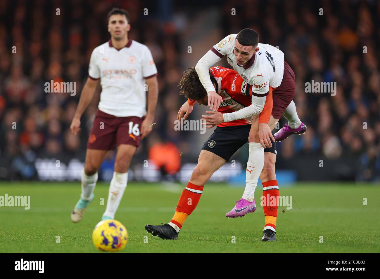 10th December 2023; Kenilworth Road, Luton, Bedfordshire, England ...