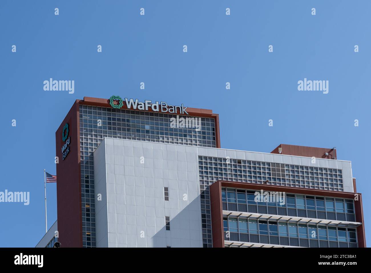 Wafd bank hi-res stock photography and images - Alamy