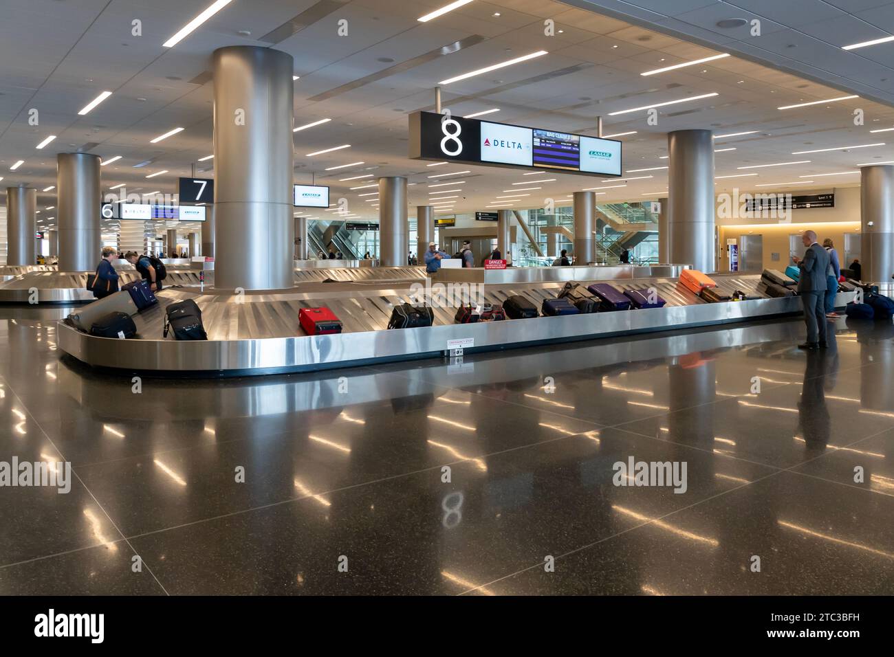 Airport Baggage Claim Carousel