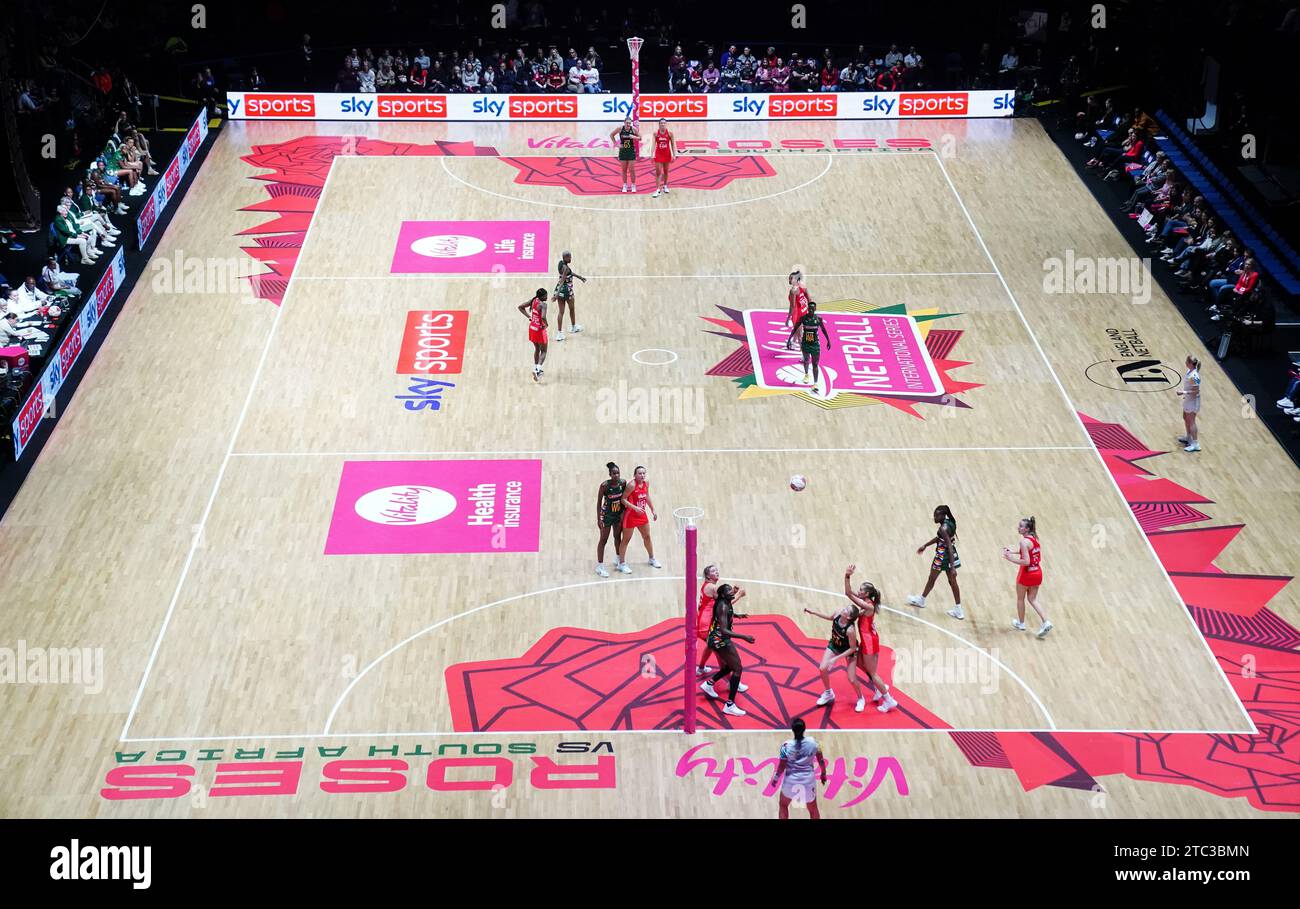 England on the attack during the Vitality Netball International Series ...
