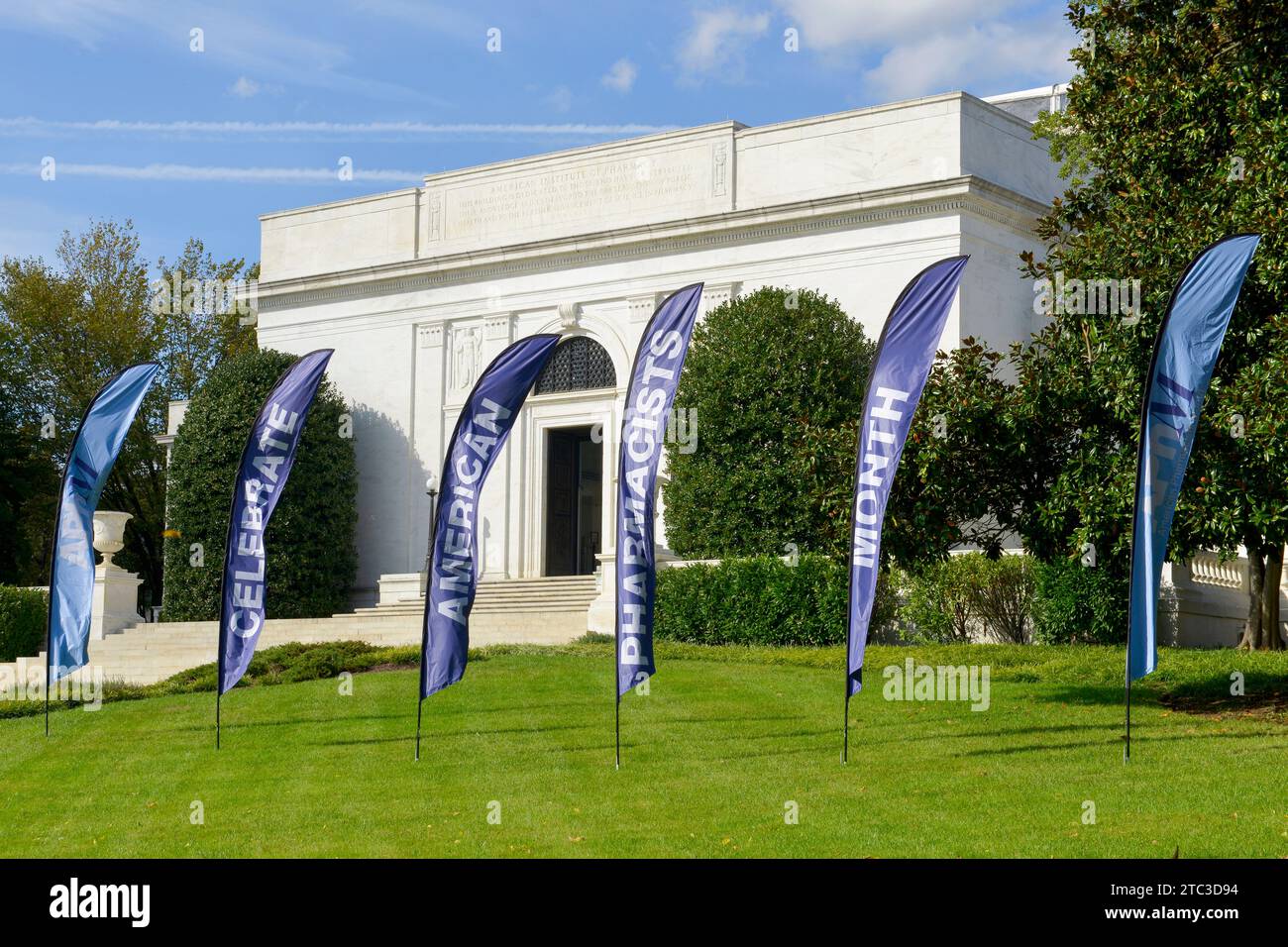 The pharmacists hi-res stock photography and images - Alamy