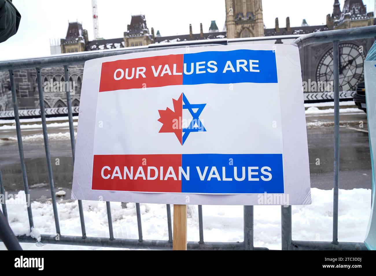 PEOPLE ATTEND 'CANADA'S RALLY FOR THE JEWISH PEOPLE' IN OTTAWA AT ...