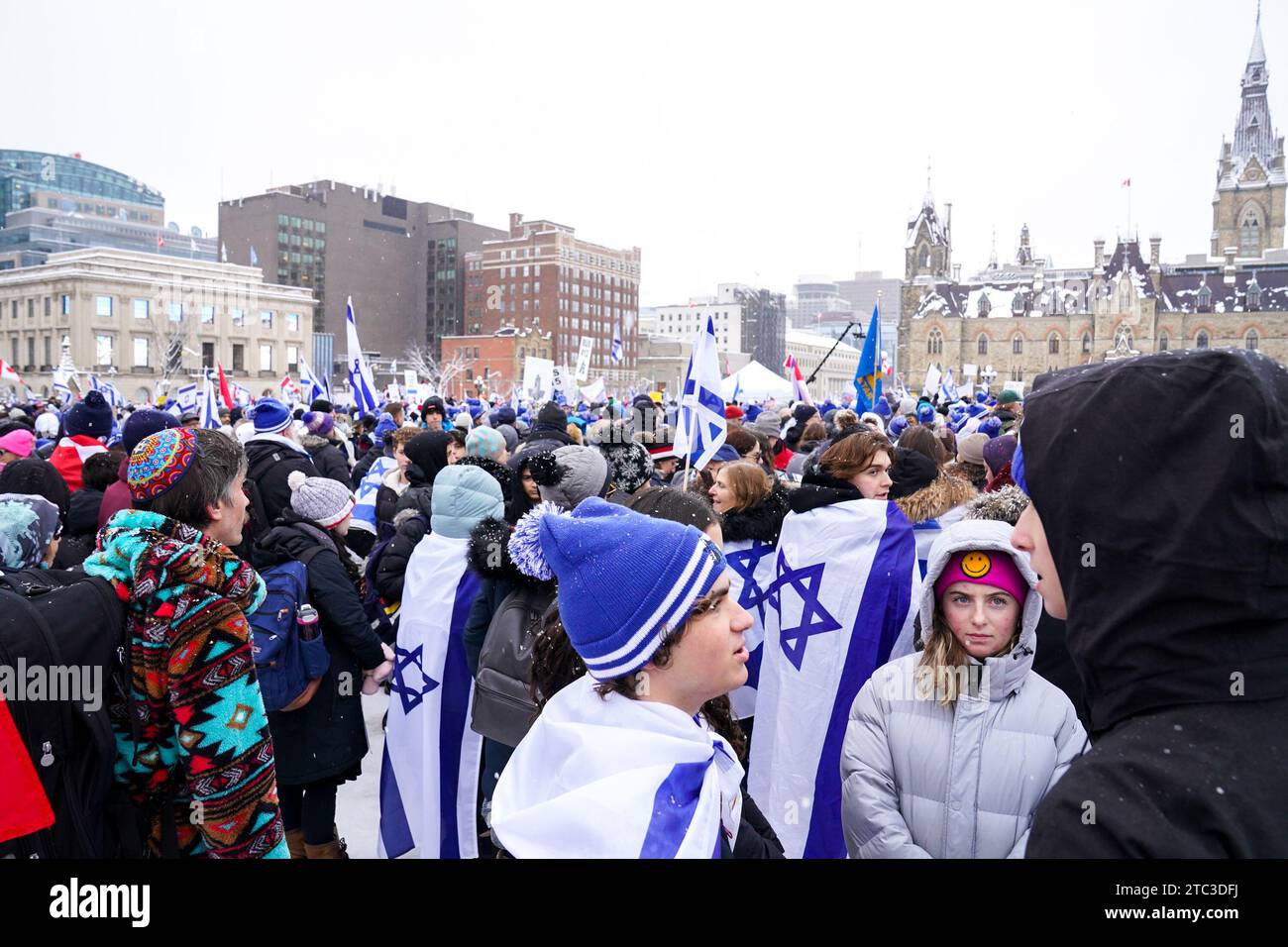 PEOPLE ATTEND 'CANADA'S RALLY FOR THE JEWISH PEOPLE' IN OTTAWA AT ...