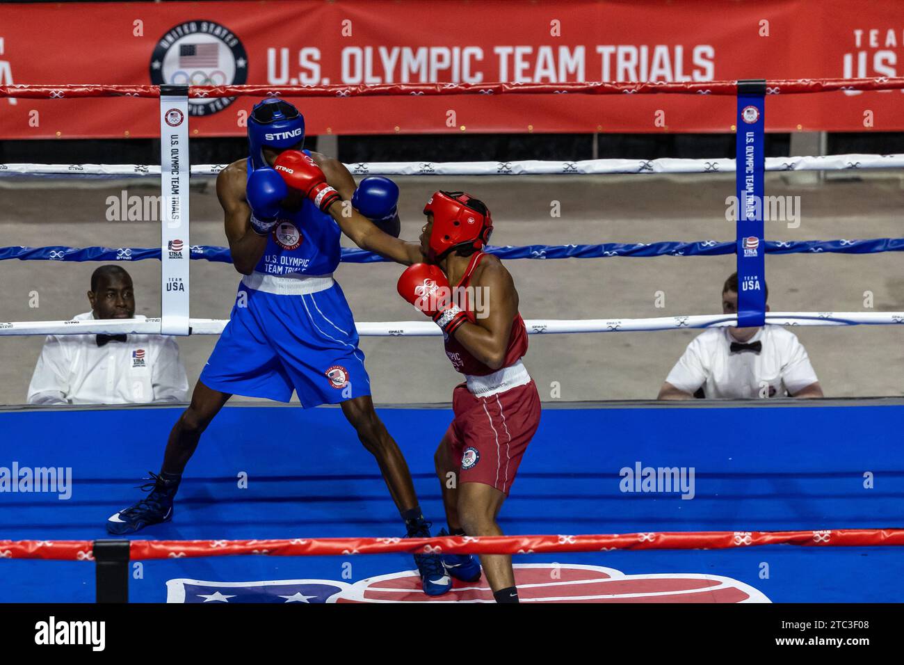 Carlos flowers red fights keon davis blue olympic boxing trials hi-res ...