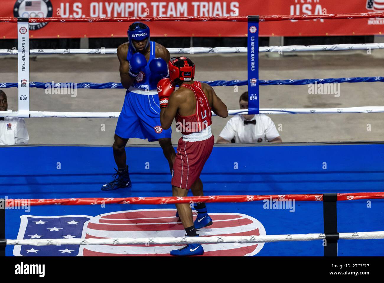Carlos flowers red fights keon davis blue olympic boxing trials hi-res ...