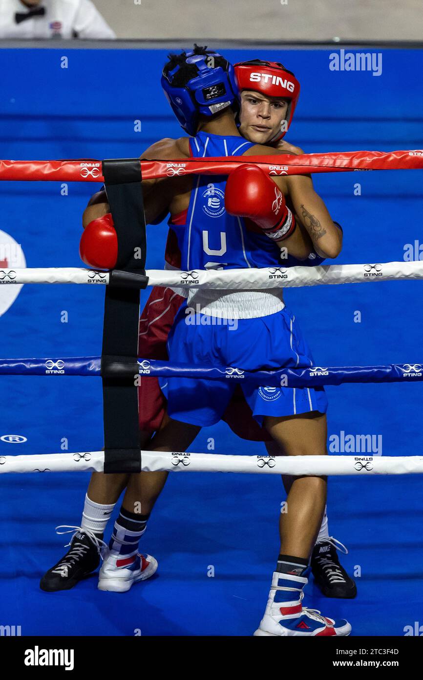 Stephanie simon red fights stacia suttles blue olympic boxing trials hi ...