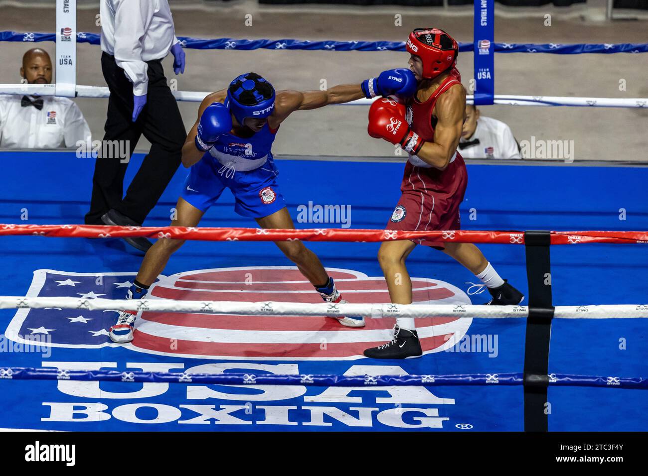 Stephanie simon red fights stacia suttles blue olympic boxing trials hi ...