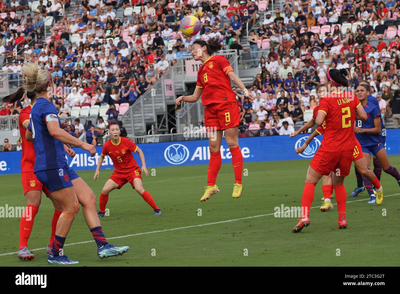 Ball in net china hi-res stock photography and images - Alamy