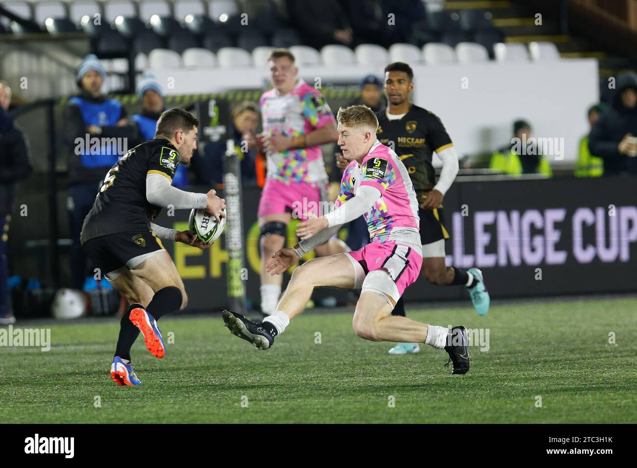 Newcastle on Sunday 10th December 2023. Ben Redshaw of Newcastle ...