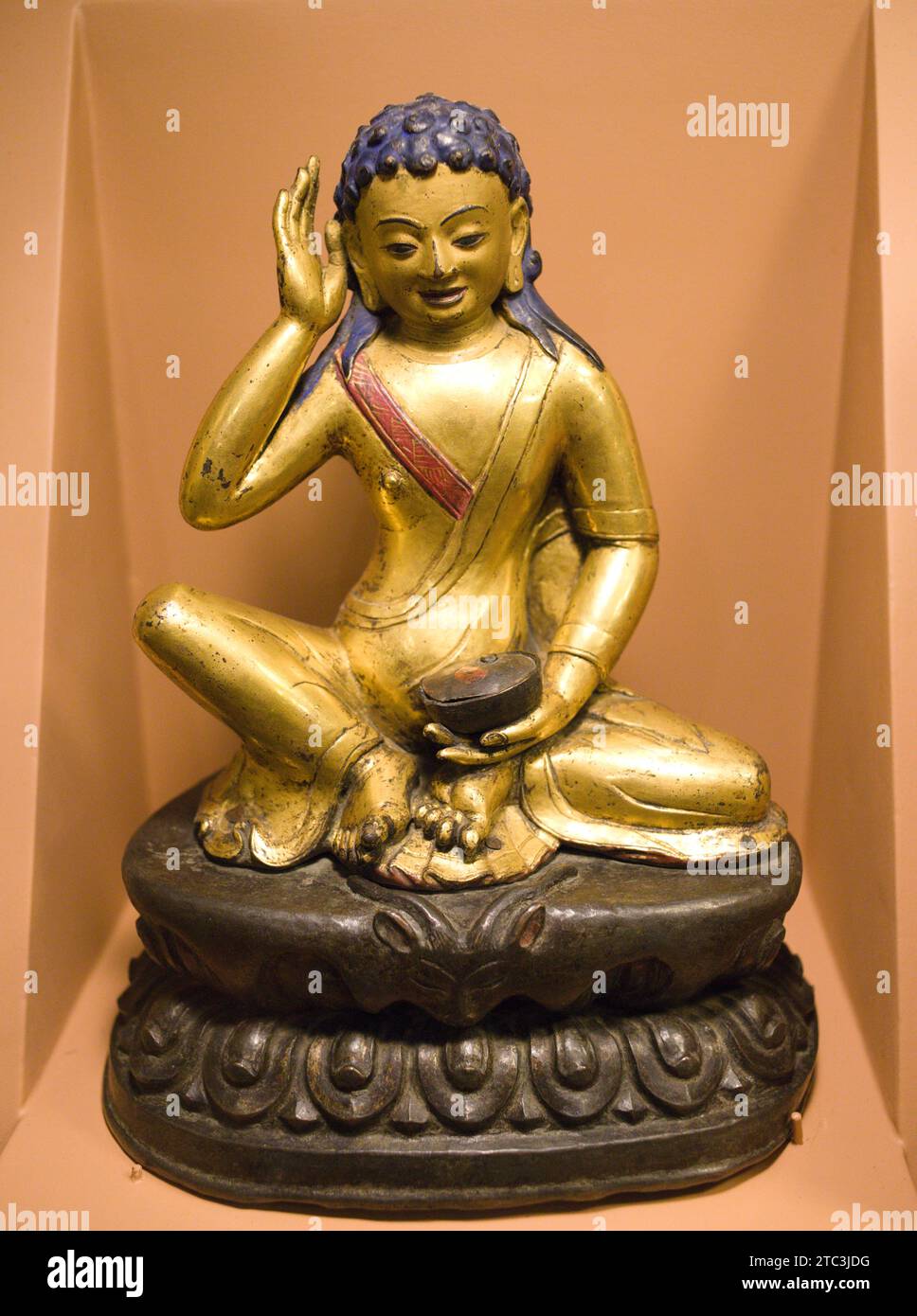 Nepal, Patan, Museum, Milarepa, statue Stock Photo - Alamy