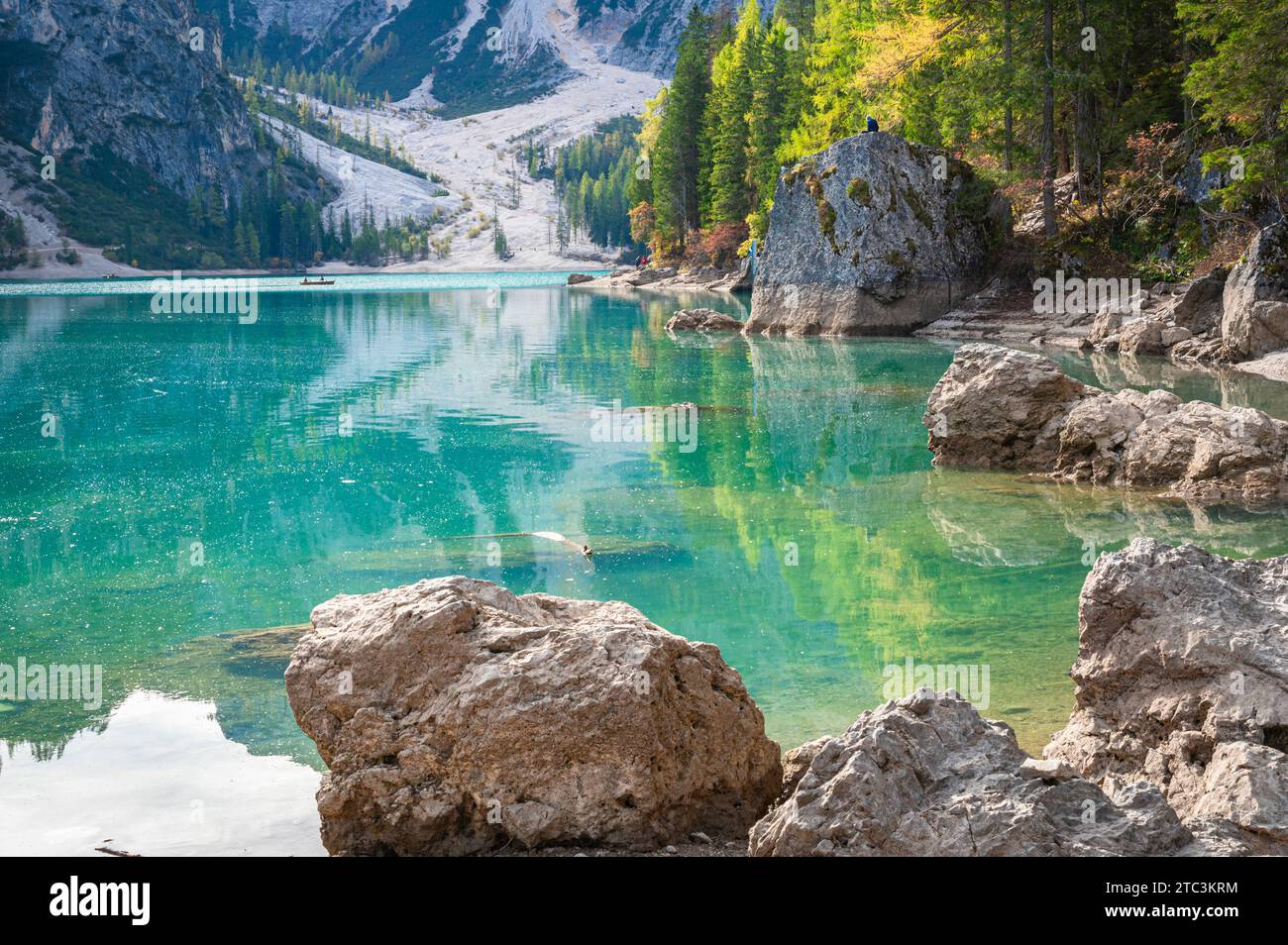 Turquoise water alpine lake hi-res stock photography and images - Alamy