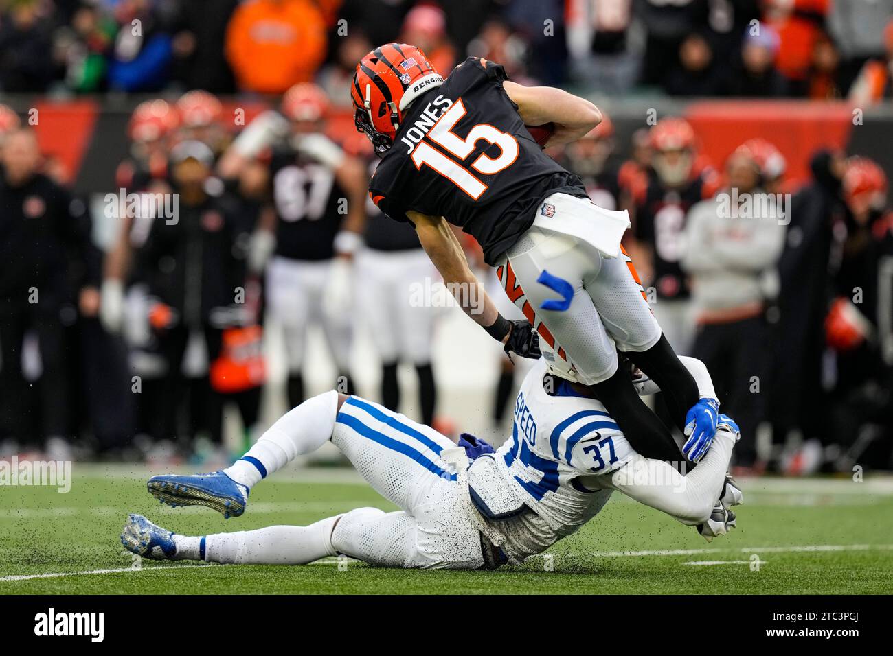 Indianapolis Colts cornerback Ameer Speed (37) tackles Cincinnati ...