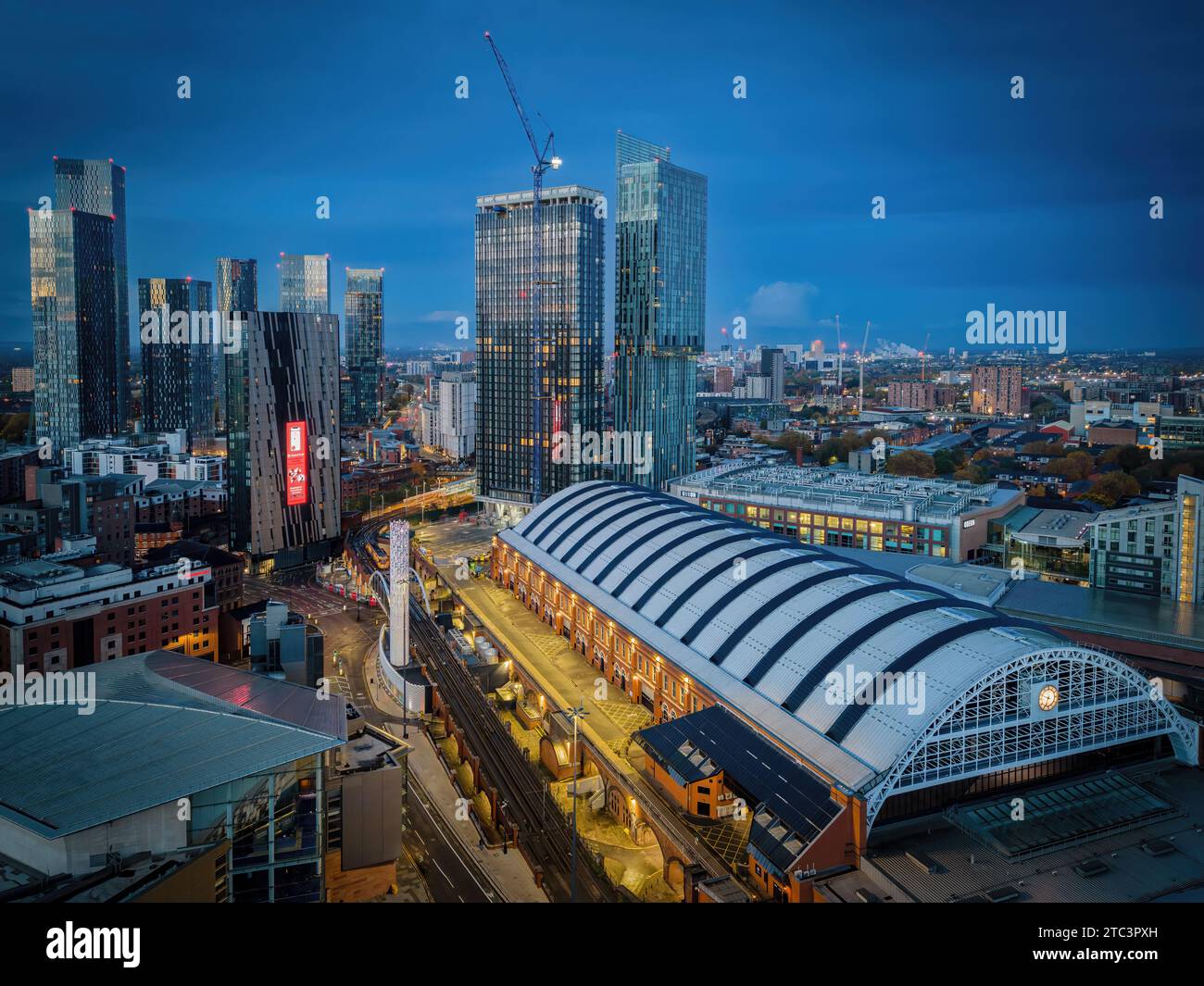 Manchester city centre skyline hi-res stock photography and images - Alamy