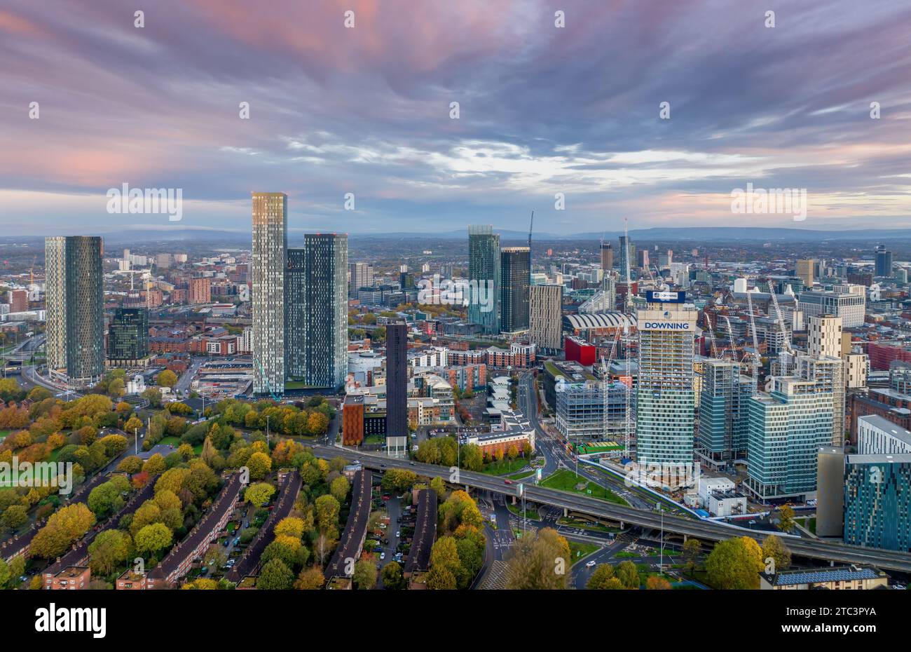Manchester city centre skyline hi-res stock photography and images - Alamy