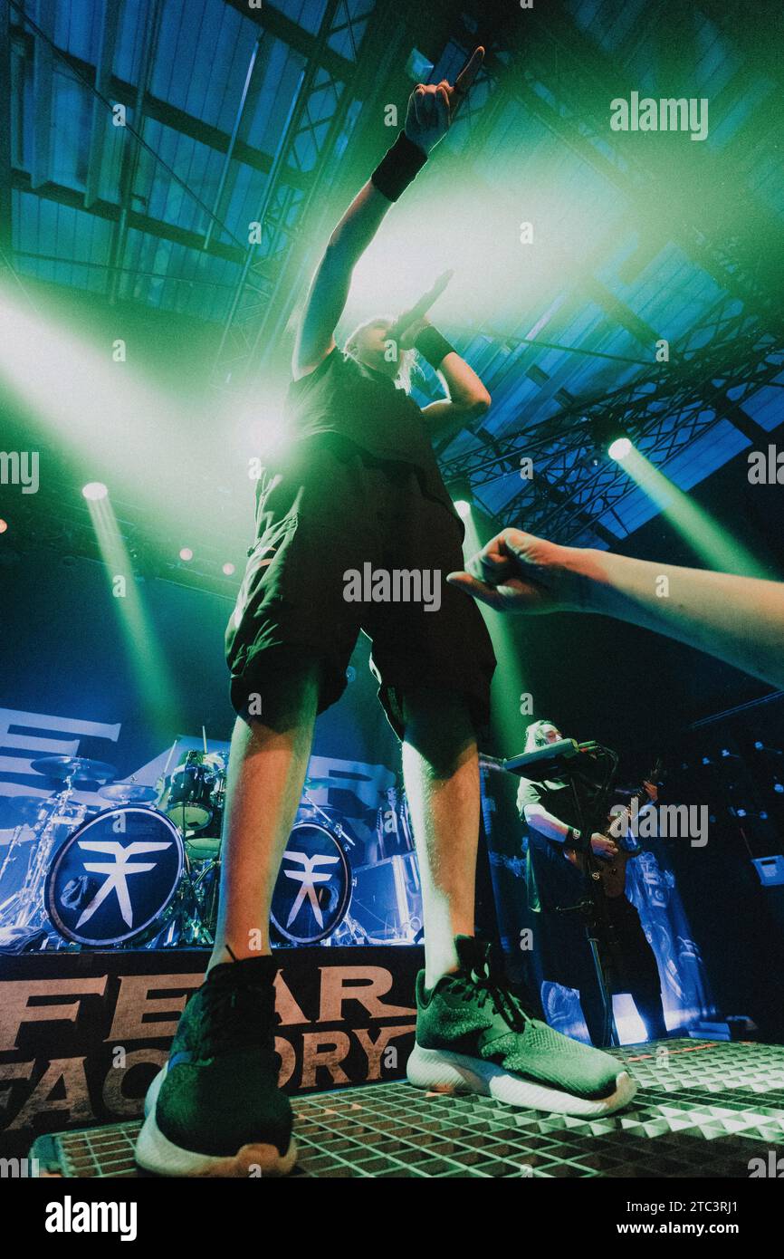 Silvestro on stage hi-res stock photography and images - Alamy