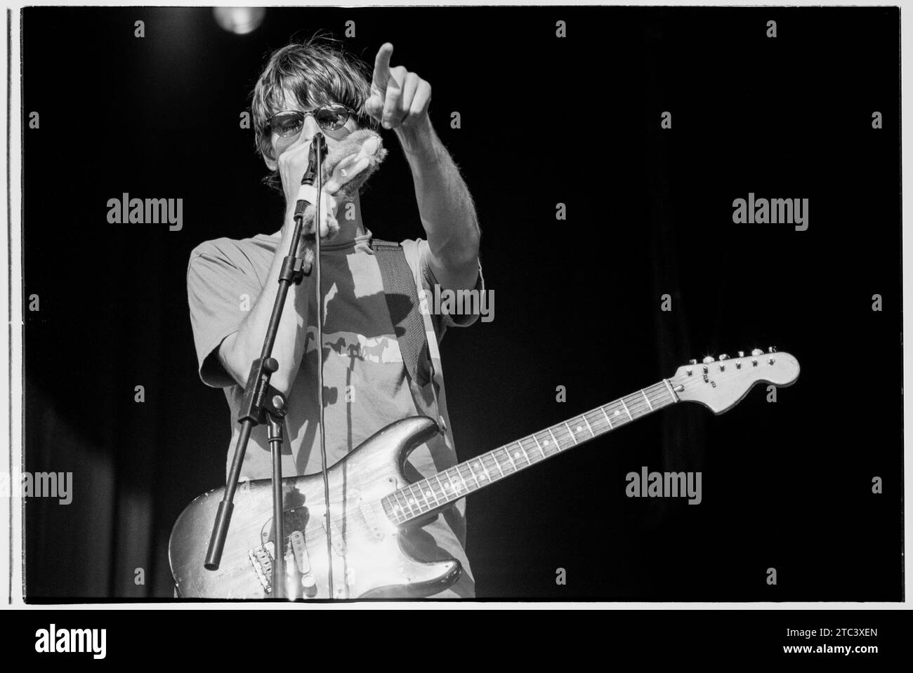 STEPHEN MALKMUS, PAVEMENT, READING FESTIVAL, 1999: Singer and guitarist ...