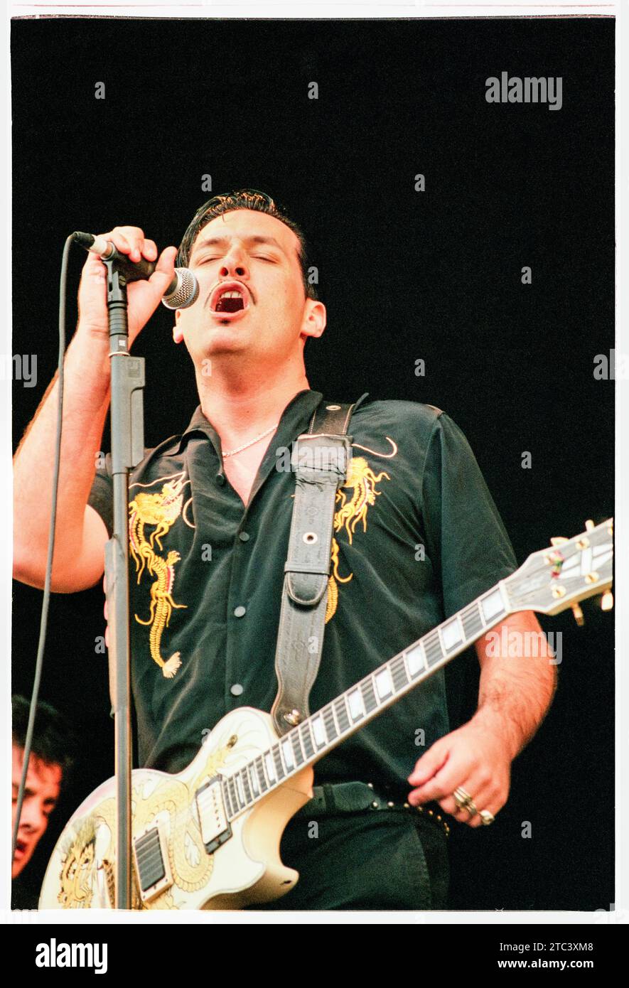 JOHN 'SPEEDO' REIS, ROCKET FROM THE CRYPT, READING FESTIVAL, 1998: A ...