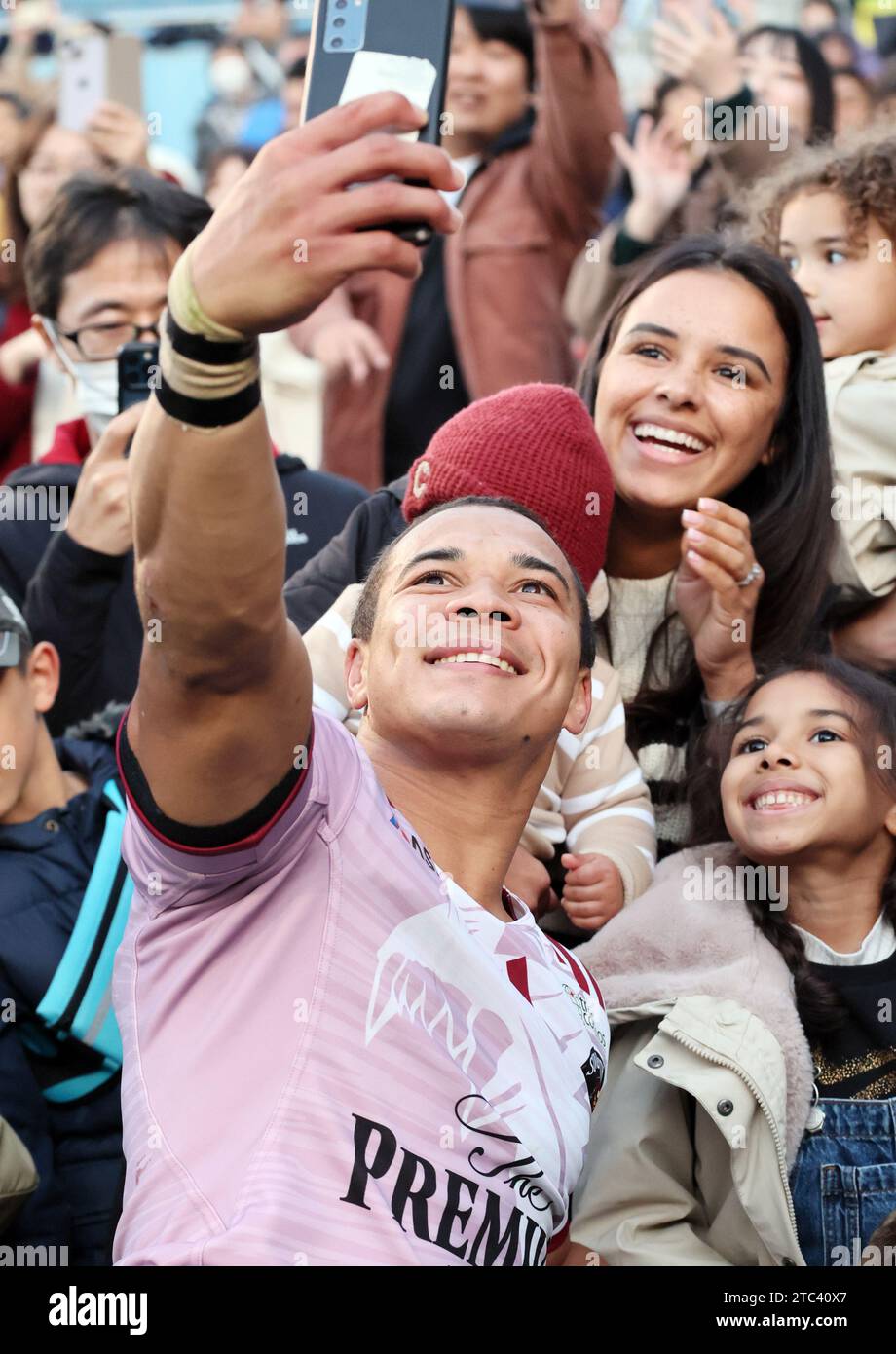 Tokyo, Japan. 10th Dec, 2023. Tokyo Suntory Sungoliathfull back Cheslin ...