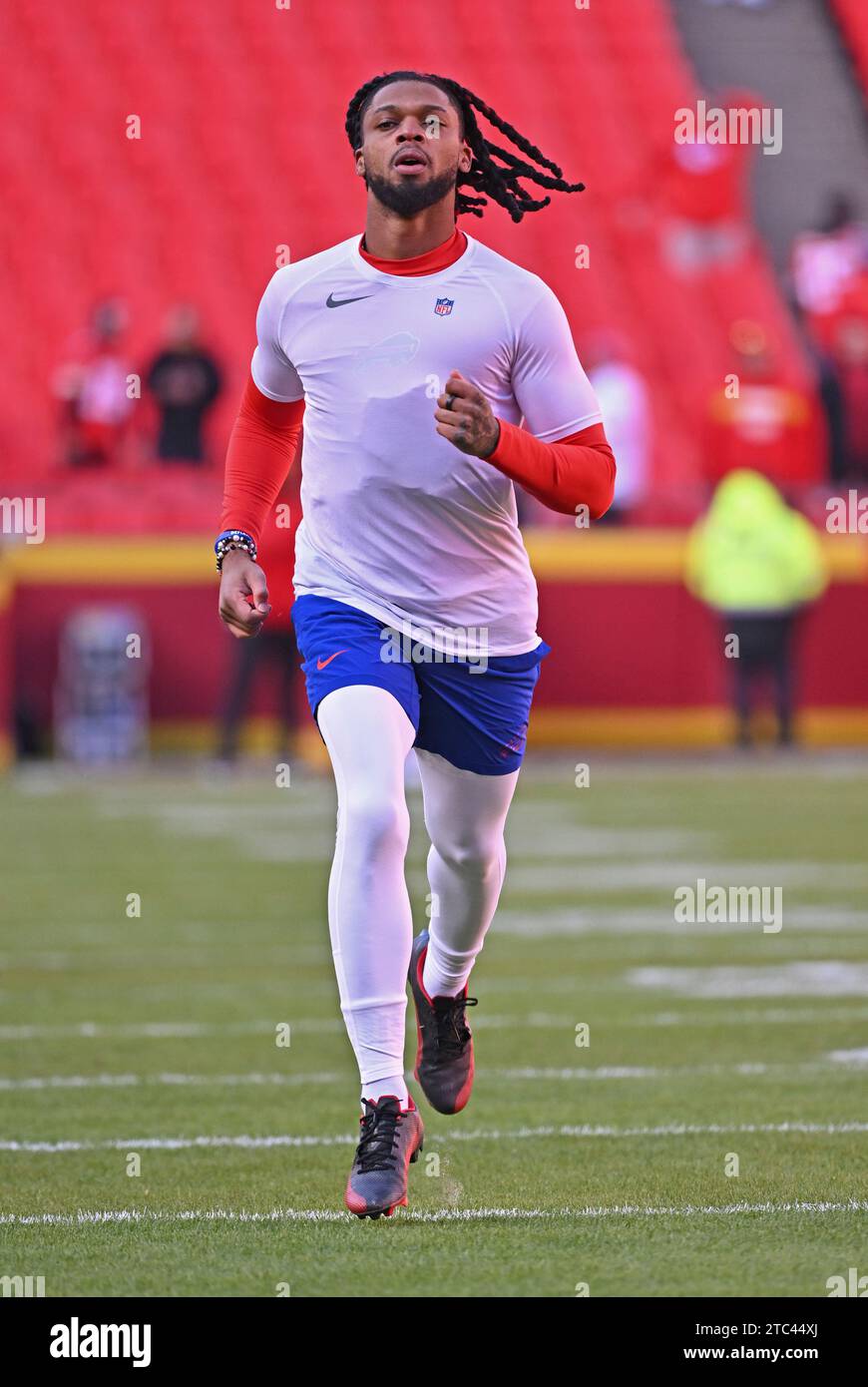 Buffalo Bills safety Damar Hamlin (3) works out before an NFL football ...