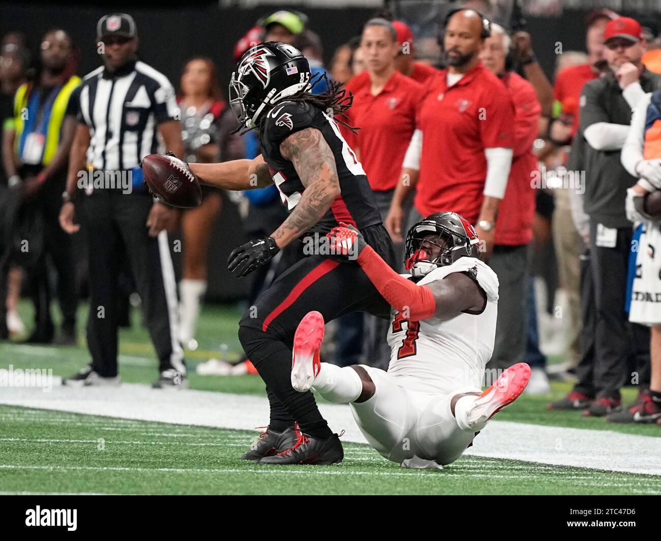 Atlanta Falcons tight end MyCole Pruitt (85) is tackled by Tampa Bay ...