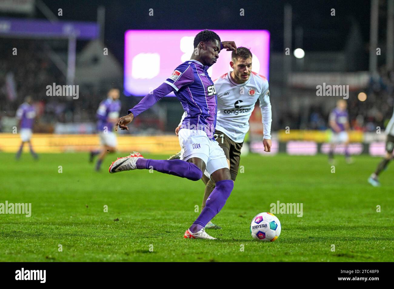 2. Bundesliga - VfL Osnabrück - FC St. Pauli am 09.12.2023 an der ...