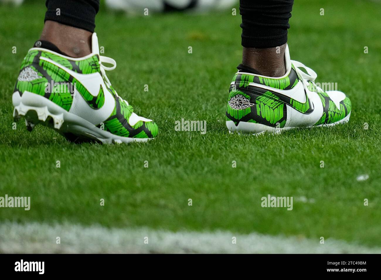 Las Vegas Raiders wide receiver Davante Adams supports My Cause My ...