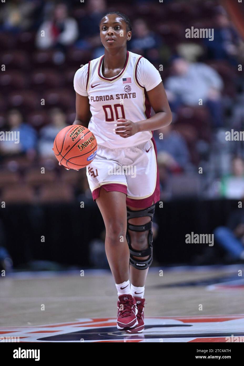 UNCASVILLE, CT - DECEMBER 10: Florida State Seminoles guard Ta'Niya Latson (00) during the game ...