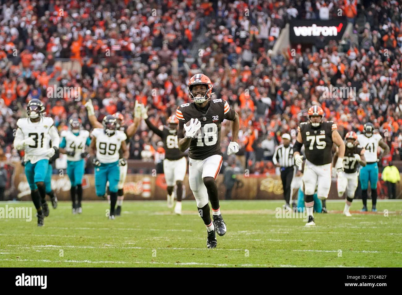 Cleveland Browns wide receiver David Bell (18) catches and runs 41 ...