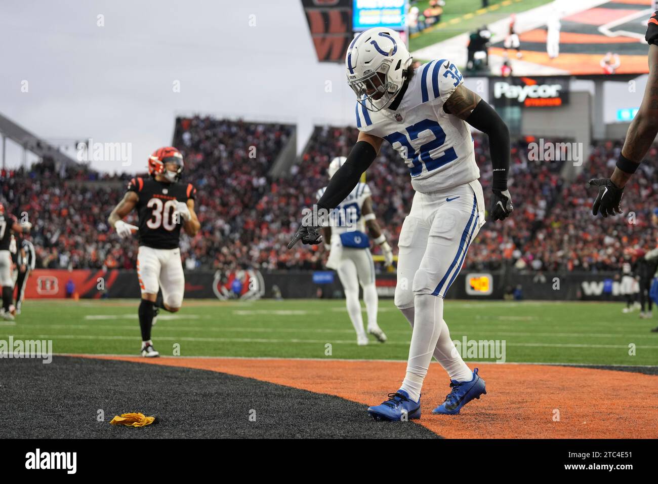 Indianapolis Colts safety Julian Blackmon (32) points tot he flag which ...