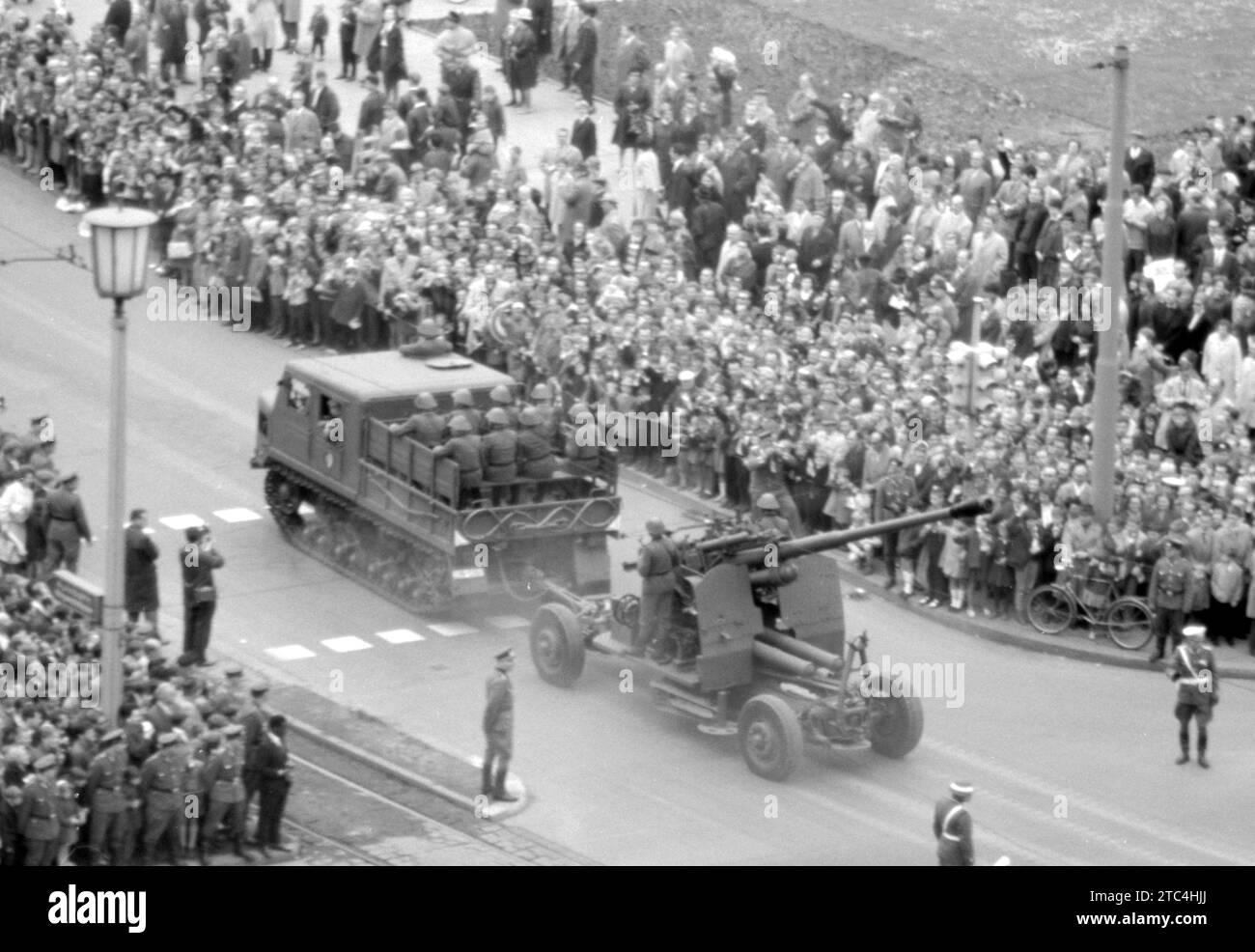 Nationalevolksmarmee militarparade hi-res stock photography and images ...