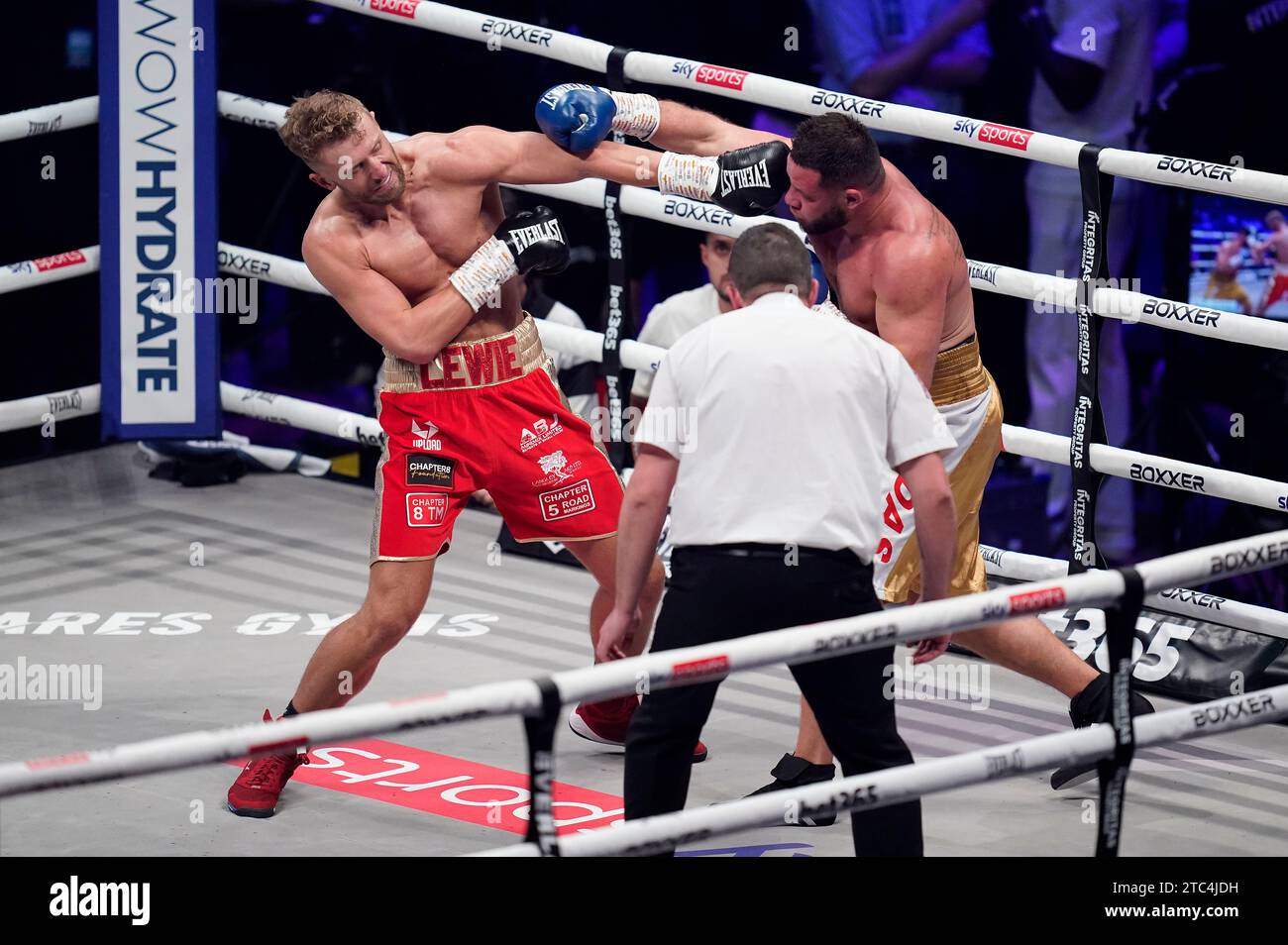 Boxing, lewis edmondson hi-res stock photography and images - Alamy
