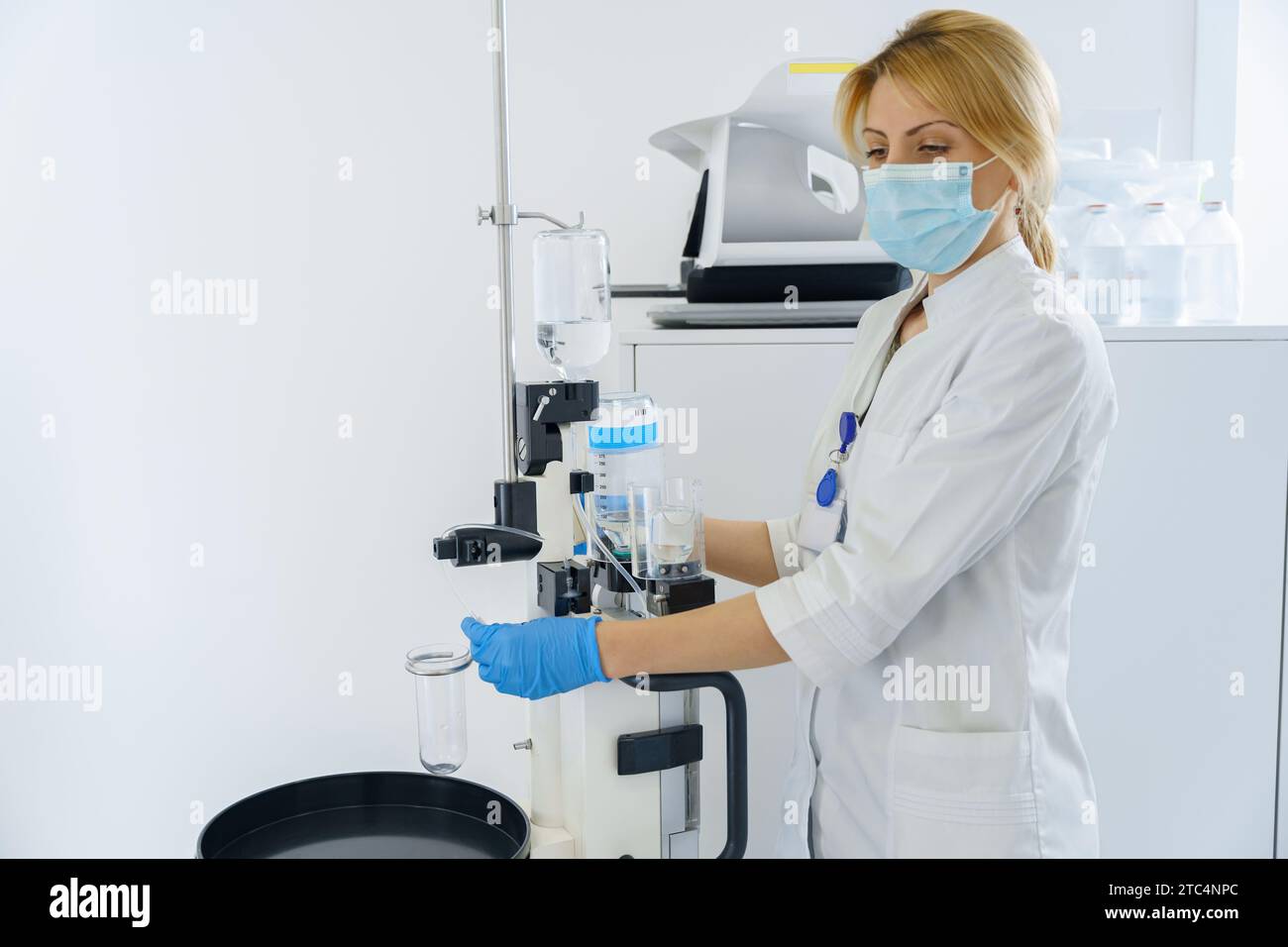 Radiology technologist hi-res stock photography and images - Alamy