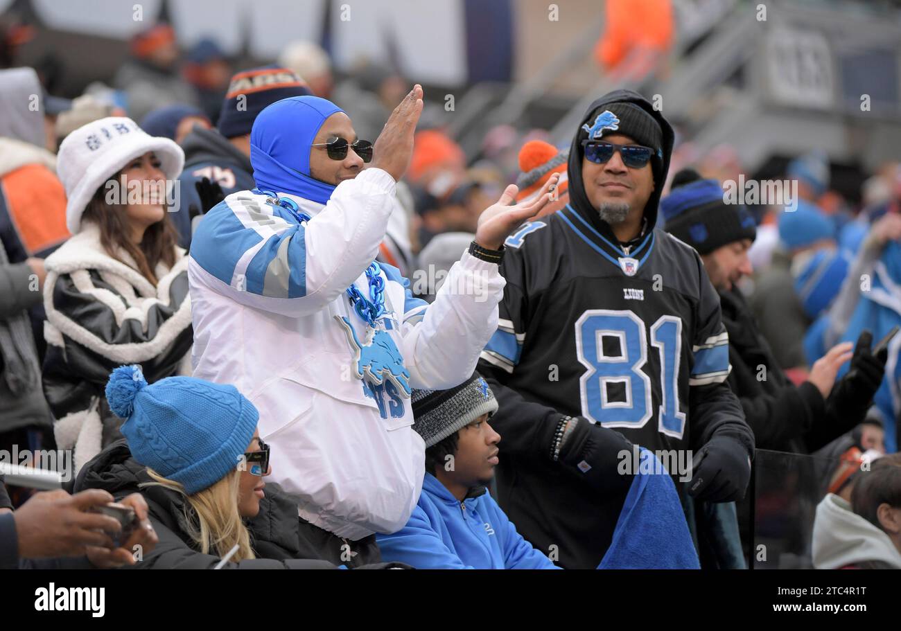 Lions cheer team hi-res stock photography and images - Alamy