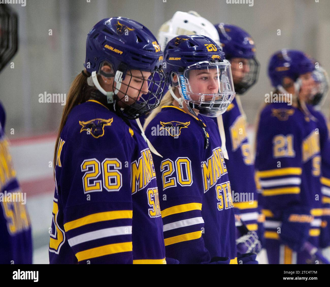 Columbus, Ohio, USA. 10th Dec, 2023. Minnesota State Mavericks ...