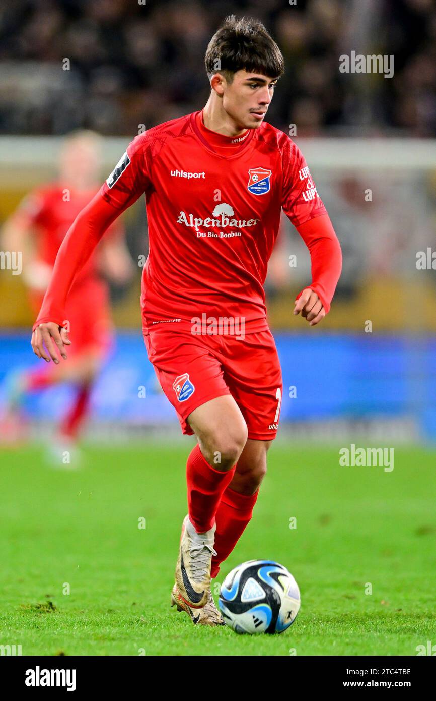 Aaron keller hi-res stock photography and images - Alamy