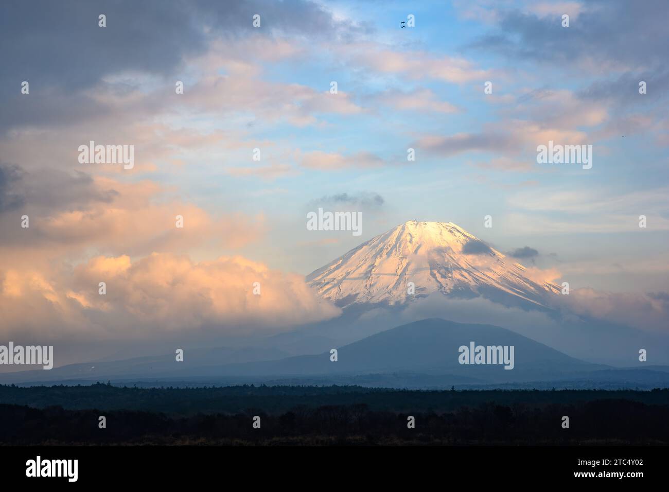 View of Mount Fuji in close up Stock Photo - Alamy