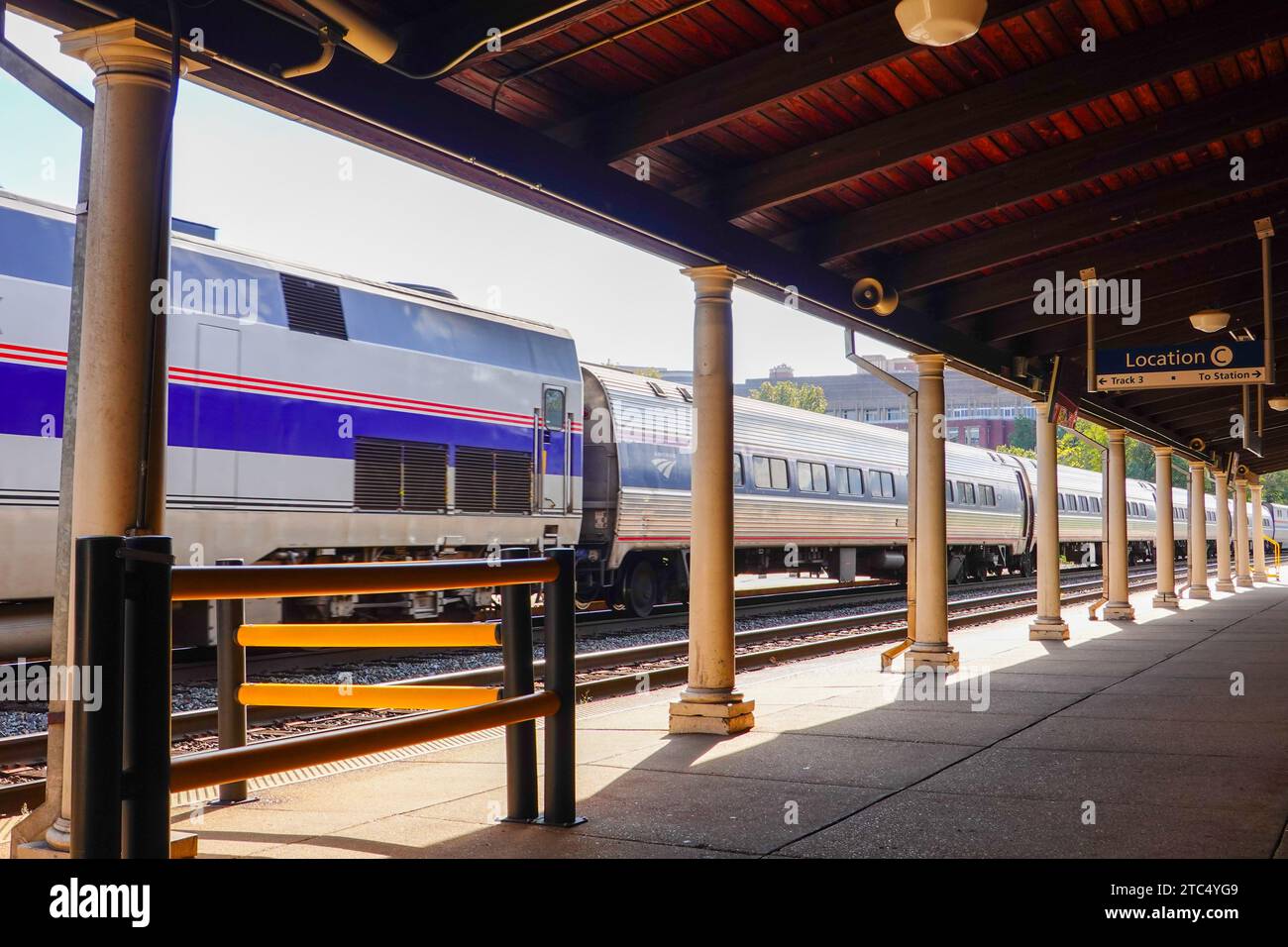 Amtrak train parked at the Alexandria, Virginia passenger, train ...